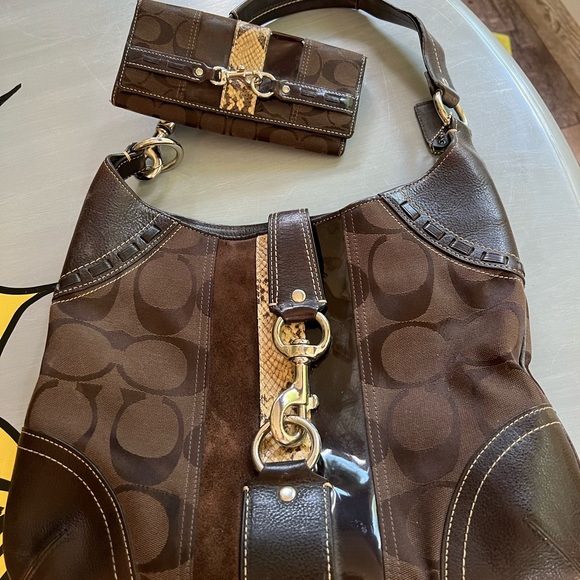 Coach | Bags | Coach Signature Brown Hobo And Bifold Wallet With Snake ...